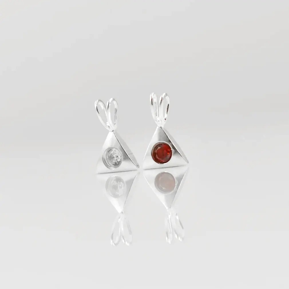 DIJE TRIÁNGULO CUBIC CENTRAL 13MM CON DROP COLORES PLATA 925 - Maba Joyas